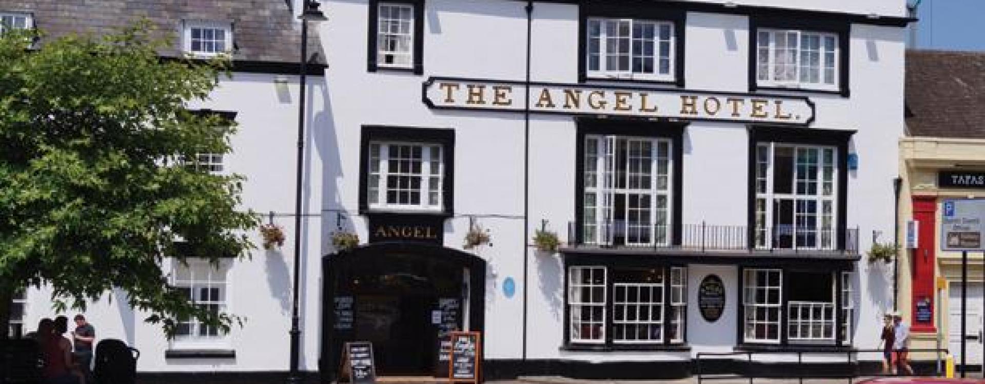 Home » Coleford Town